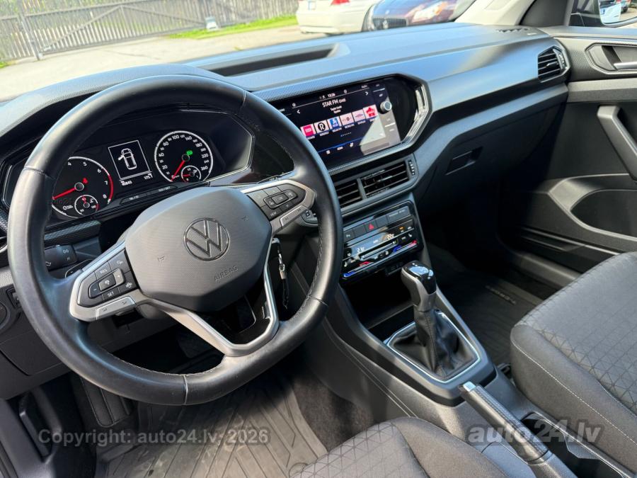 Серый Фольксваген T-Cross 2022 в Таллин, объемом двигателя 1.00 л и пробегом 41 тыс. км за 16900 €, фото 8 на AUTOMOTO.COM.LV