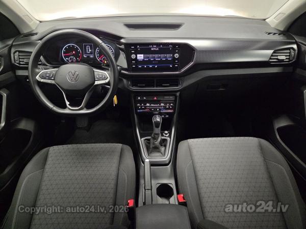 Pelēks Volkswagen T-Cross 2022 Tallina, ar dzinēja tilpumu 1.00 L un nobraukumu 73 tūkst. km par 16900 €, foto 7 vietnē AUTOMOTO.COM.LV