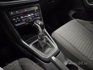 Серый Фольксваген T-Cross 2022 в Таллин, объемом двигателя 1.00 л и пробегом 73 тыс. км за 16900 €, фото 13 на AUTOMOTO.COM.LV