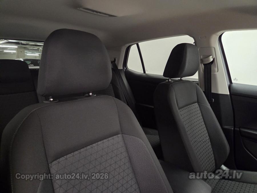 Серый Фольксваген T-Cross 2022 в Таллин, объемом двигателя 1.00 л и пробегом 73 тыс. км за 16900 €, фото 19 на AUTOMOTO.COM.LV