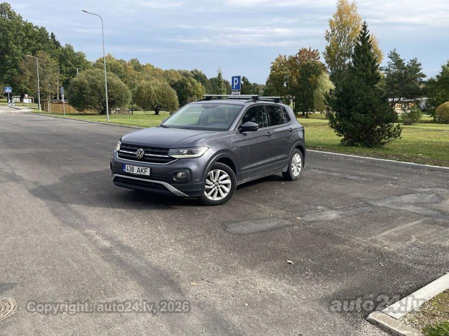 Pelēks Volkswagen T-Cross 2022 Veru, ar dzinēja tilpumu 1.00 L un nobraukumu 205 tūkst. km par 15000 €, foto 1 vietnē AUTOMOTO.COM.LV