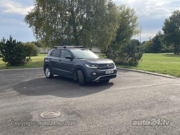 Pelēks Volkswagen T-Cross 2022 Veru, ar dzinēja tilpumu 1.00 L un nobraukumu 205 tūkst. km par 15000 €, foto 3 vietnē AUTOMOTO.COM.LV