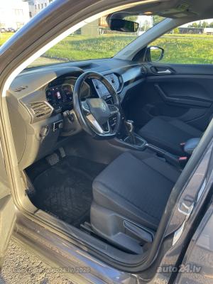 Pelēks Volkswagen T-Cross 2022 Veru, ar dzinēja tilpumu 1.00 L un nobraukumu 205 tūkst. km par 15000 €, foto 11 vietnē AUTOMOTO.COM.LV