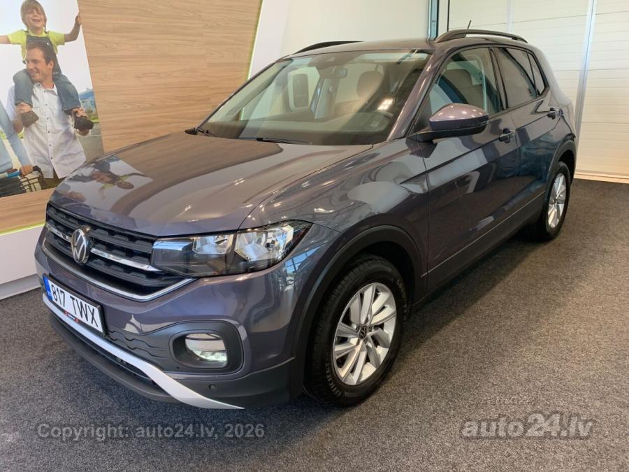 Pelēks Volkswagen T-Cross 2023 Rakvere, ar dzinēja tilpumu 1.00 L un nobraukumu 46 tūkst. km par 18900 €, foto 1 vietnē AUTOMOTO.COM.LV