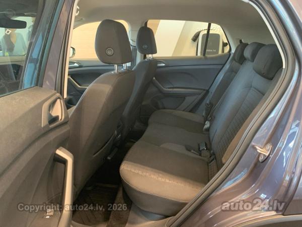 Pelēks Volkswagen T-Cross 2023 Rakvere, ar dzinēja tilpumu 1.00 L un nobraukumu 46 tūkst. km par 18900 €, foto 6 vietnē AUTOMOTO.COM.LV