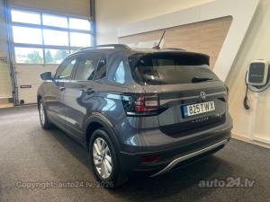 Pelēks Volkswagen T-Cross 2023 Rakvere, ar dzinēja tilpumu 1.00 L un nobraukumu 41 tūkst. km par 18900 €, foto 5 vietnē AUTOMOTO.COM.LV