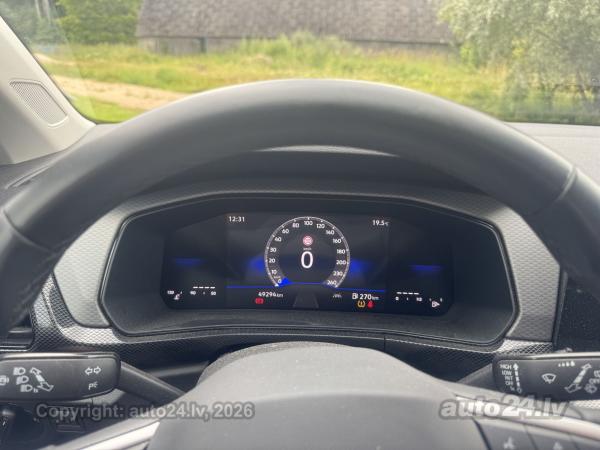 Pelēks Volkswagen T-Cross 2024 Viljandi, ar dzinēja tilpumu 1.00 L un nobraukumu 49 tūkst. km par 22900 €, foto 6 vietnē AUTOMOTO.COM.LV