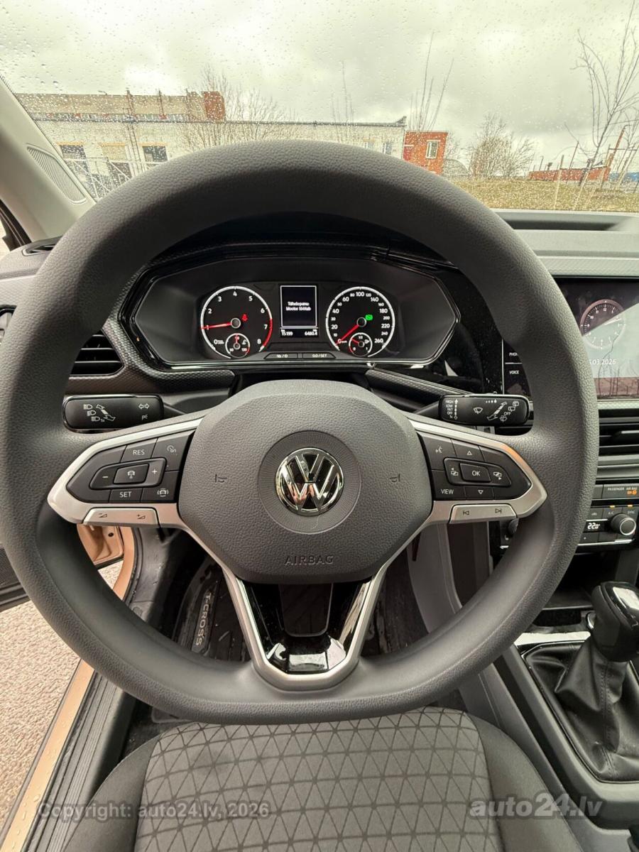 Volkswagen T-Cross 2020 in Tallinn, with an engine capacity of 1.00 L and mileage of 15 thousand km for 17800 €, photo 7 on AUTOMOTO.COM.LV