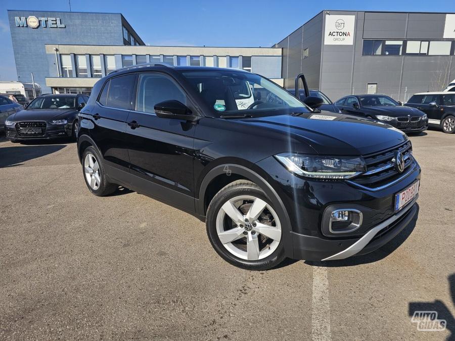Volkswagen T-Cross 2021 in Kaunas, with an engine capacity of 1.00 L and mileage of 46 thousand km for 14999 €, photo 18 on AUTOMOTO.COM.LV