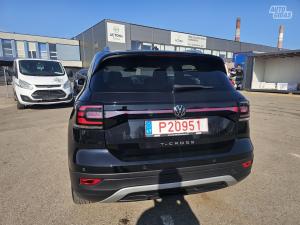 Volkswagen T-Cross 2021 in Kaunas, with an engine capacity of 1.00 L and mileage of 46 thousand km for 14999 €, photo 31 on AUTOMOTO.COM.LV