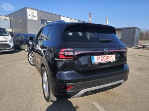 Volkswagen T-Cross 2021 in Kaunas, with an engine capacity of 1.00 L and mileage of 46 thousand km for 14999 €, photo 32 on AUTOMOTO.COM.LV
