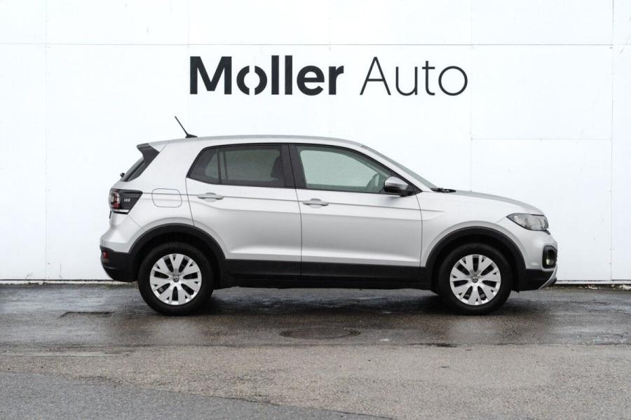 Volkswagen T-Cross 2021 in Riga, with an engine capacity of 1.00 L and mileage of 92 thousand km for 14950 €, photo 5 on AUTOMOTO.COM.LV