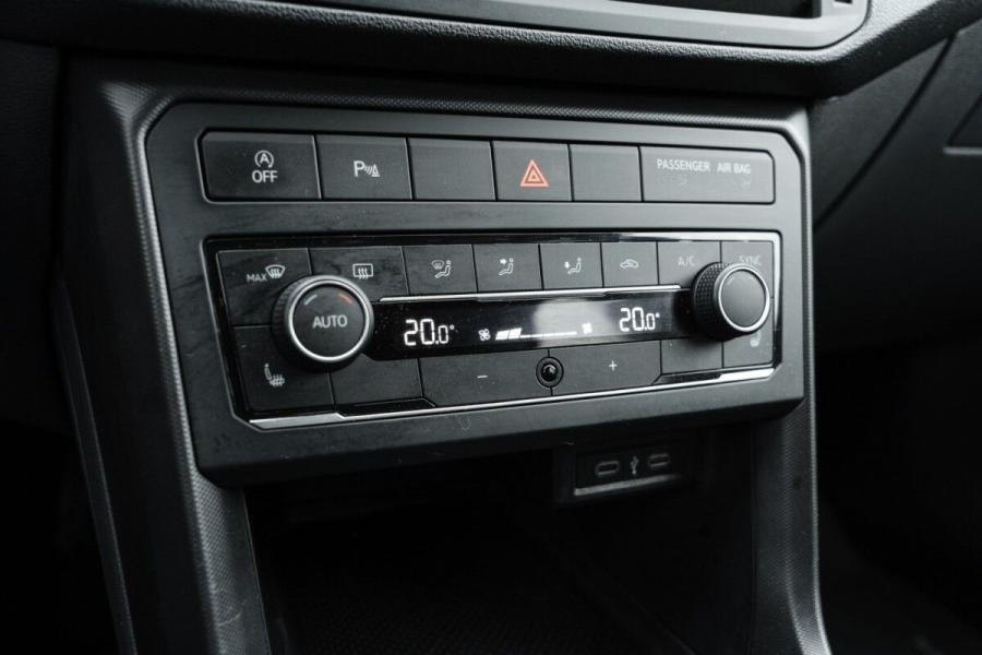 Volkswagen T-Cross 2021 in Riga, with an engine capacity of 1.00 L and mileage of 92 thousand km for 14950 €, photo 12 on AUTOMOTO.COM.LV