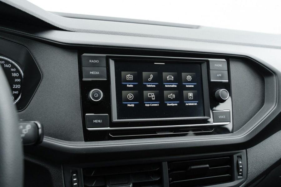 Volkswagen T-Cross 2021 in Riga, with an engine capacity of 1.00 L and mileage of 92 thousand km for 14950 €, photo 13 on AUTOMOTO.COM.LV