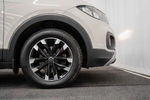 Volkswagen T-Cross 2023 in Tallinn, with an engine capacity of 1.50 L and mileage of 92 thousand km for 18900 €, photo 17 on AUTOMOTO.COM.LV