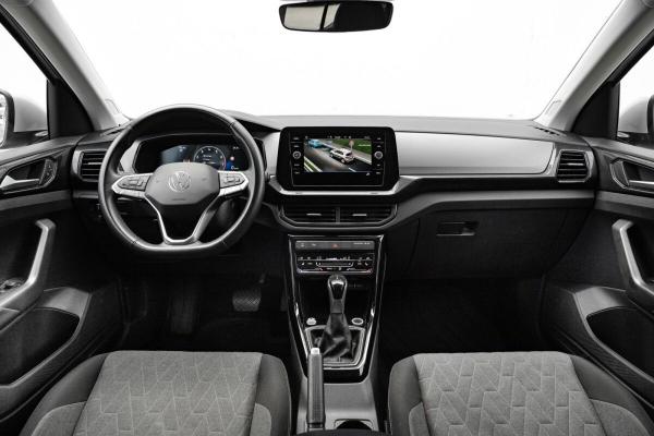 Фольксваген T-Cross 2025 в Рига, объемом двигателя 1.00 л и пробегом 32 тыс. км за 22950 €, фото 6 на AUTOMOTO.COM.LV