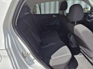 Volkswagen T-Cross 2021 in Vilnius, with an engine capacity of 1.00 L and mileage of 93 thousand km for 14900 €, photo 6 on AUTOMOTO.COM.LV