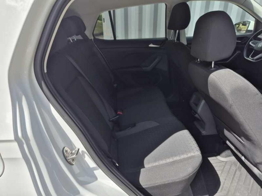 Volkswagen T-Cross 2021 in Vilnius, with an engine capacity of 1.00 L and mileage of 93 thousand km for 14900 €, photo 6 on AUTOMOTO.COM.LV