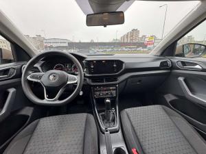 Orange Volkswagen T-Cross 2019 in Kaunas, with an engine capacity of 1.00 L and mileage of 50 thousand km for 15999 €, photo 11 on AUTOMOTO.COM.LV