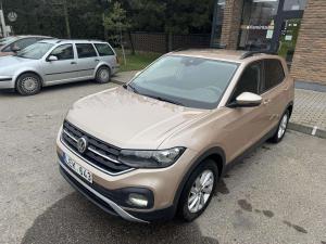 Orange Volkswagen T-Cross 2019 in Kaunas, with an engine capacity of 1.00 L and mileage of 50 thousand km for 15999 €, photo 27 on AUTOMOTO.COM.LV