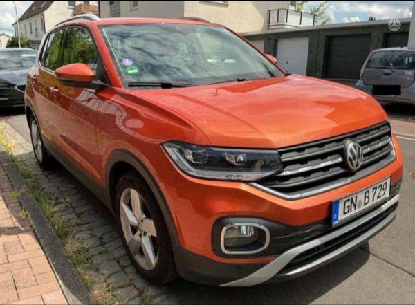 Oranžs Volkswagen T-Cross 2019 Vilkaviškis, ar dzinēja tilpumu 1.00 L un nobraukumu 140 tūkst. km par 11600 €, foto 3 vietnē AUTOMOTO.COM.LV