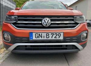 Orange Volkswagen T-Cross 2019 in Vilkaviskis, with an engine capacity of 1.00 L and mileage of 140 thousand km for 11600 €, photo 6 on AUTOMOTO.COM.LV