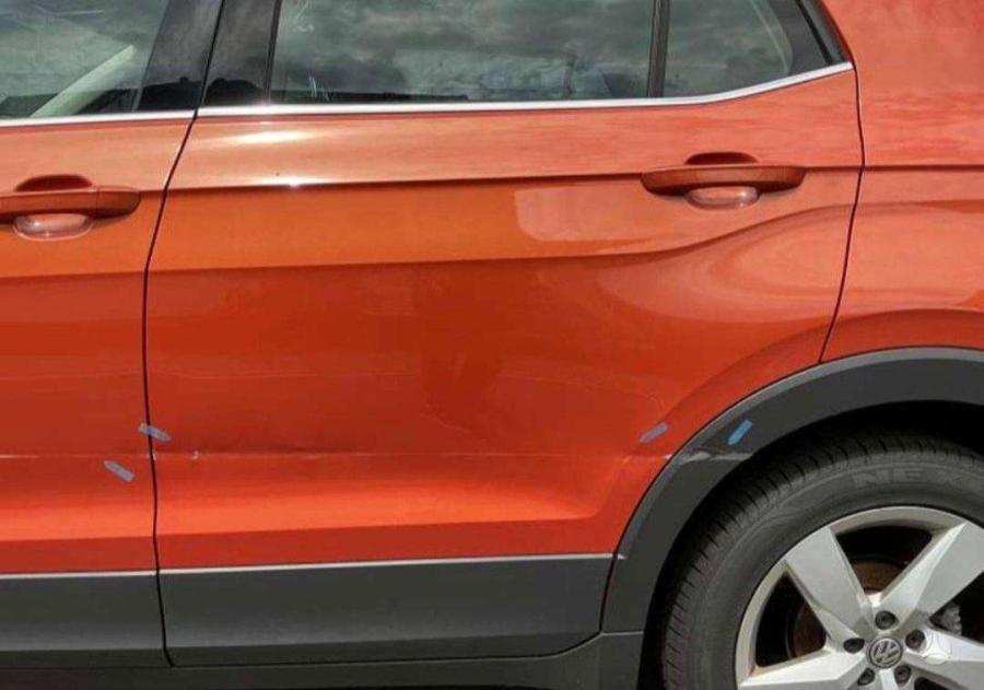 Orange Volkswagen T-Cross 2019 in Vilkaviskis, with an engine capacity of 1.00 L and mileage of 140 thousand km for 11600 €, photo 9 on AUTOMOTO.COM.LV