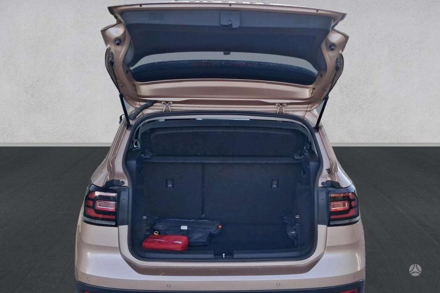 Oranžs Volkswagen T-Cross 2020 Klaipėda, ar dzinēja tilpumu 1.00 L un nobraukumu 175 tūkst. km par 12700 €, foto 8 vietnē AUTOMOTO.COM.LV