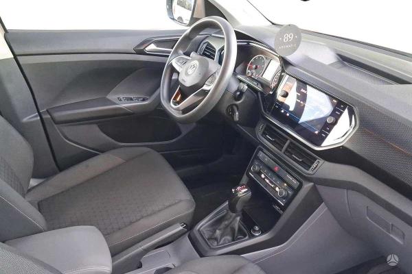 Оранжевый Фольксваген T-Cross 2020 в Клайпеда, объемом двигателя 1.00 л и пробегом 175 тыс. км за 12700 €, фото 9 на AUTOMOTO.COM.LV
