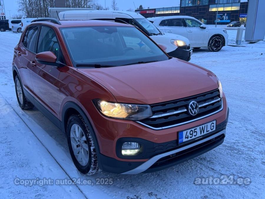 Oranžs Volkswagen T-Cross 2021 Viljandi, ar dzinēja tilpumu 1.00 L un nobraukumu 74 tūkst. km par 16500 €, foto 6 vietnē AUTOMOTO.COM.LV