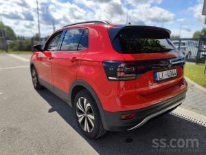 Sarkans Volkswagen T-Cross 2021 Rīga, ar dzinēja tilpumu 1.00 L un nobraukumu 137 tūkst. km par 12800 €, foto 3 vietnē AUTOMOTO.COM.LV