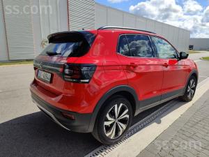 Sarkans Volkswagen T-Cross 2021 Rīga, ar dzinēja tilpumu 1.00 L un nobraukumu 137 tūkst. km par 12800 €, foto 5 vietnē AUTOMOTO.COM.LV