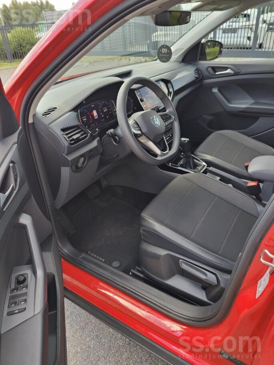 Sarkans Volkswagen T-Cross 2021 Rīga, ar dzinēja tilpumu 1.00 L un nobraukumu 137 tūkst. km par 12800 €, foto 18 vietnē AUTOMOTO.COM.LV