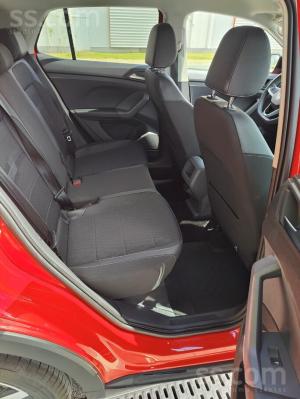 Sarkans Volkswagen T-Cross 2021 Rīga, ar dzinēja tilpumu 1.00 L un nobraukumu 137 tūkst. km par 12800 €, foto 19 vietnē AUTOMOTO.COM.LV