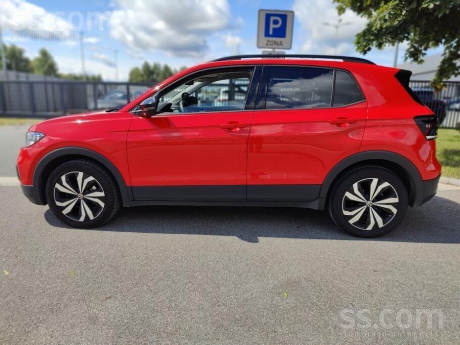 Sarkans Volkswagen T-Cross 2021 Rīga, ar dzinēja tilpumu 1.00 L un nobraukumu 137 tūkst. km par 13900 €, foto 5 vietnē AUTOMOTO.COM.LV