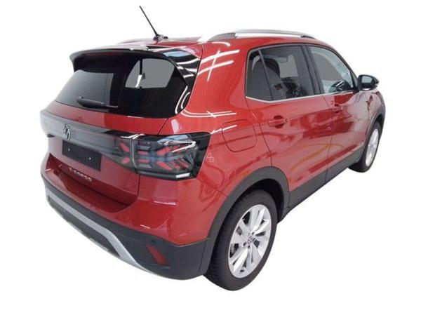 Red Volkswagen T-Cross 2024 in Kaunas, with an engine capacity of 1.00 L and mileage of 10 thousand km for 28064 €, photo 3 on AUTOMOTO.COM.LV