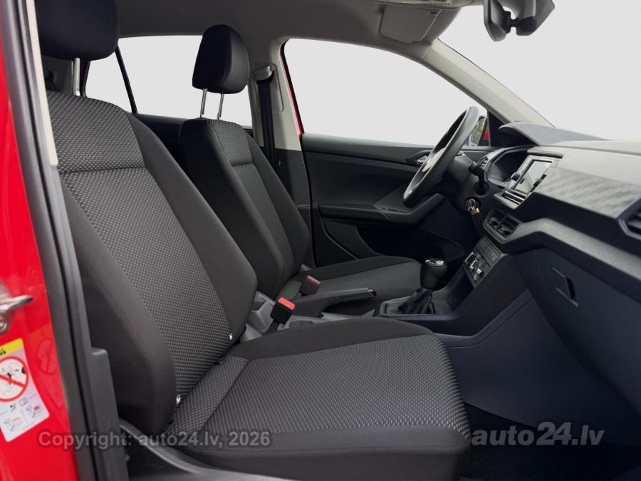 Sarkans Volkswagen T-Cross 2020 Pērnava, ar dzinēja tilpumu 1.00 L un nobraukumu 101 tūkst. km par 15900 €, foto 6 vietnē AUTOMOTO.COM.LV