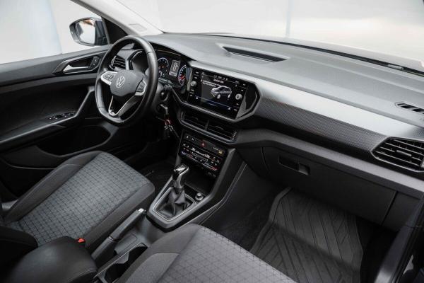 Фольксваген T-Cross 2021 в Пеэтри, объемом двигателя 1.00 л и пробегом 49 тыс. км за 14900 €, фото 9 на AUTOMOTO.COM.LV