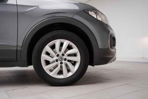 Volkswagen T-Cross 2021 Peetri, ar dzinēja tilpumu 1.00 L un nobraukumu 49 tūkst. km par 14900 €, foto 15 vietnē AUTOMOTO.COM.LV
