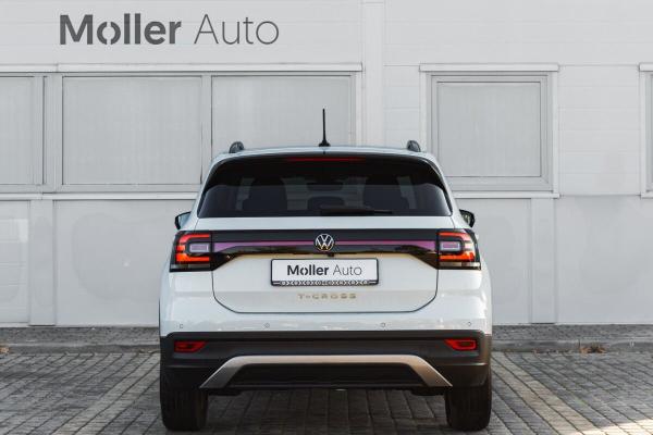 Volkswagen T-Cross 2023 in Ventspils, with an engine capacity of 1.00 L and mileage of 26 thousand km for 16400 €, photo 5 on AUTOMOTO.COM.LV