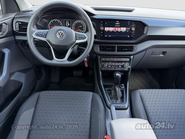 Volkswagen T-Cross 2020 in Parnu, with an engine capacity of 1.00 L and mileage of 89 thousand km for 14900 €, photo 6 on AUTOMOTO.COM.LV