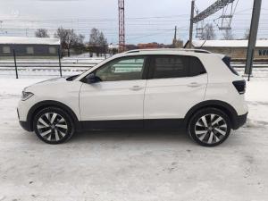 White Volkswagen T-Cross 2019 in Siauliai, with an engine capacity of 1.00 L and mileage of 42 thousand km for 13500 €, photo 8 on AUTOMOTO.COM.LV