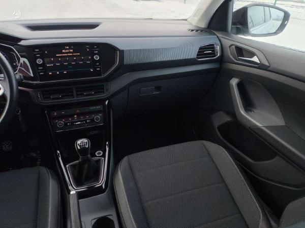White Volkswagen T-Cross 2019 in Siauliai, with an engine capacity of 1.00 L and mileage of 42 thousand km for 13500 €, photo 11 on AUTOMOTO.COM.LV