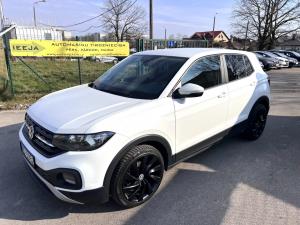 Balts Volkswagen T-Cross 2019 Rīga, ar dzinēja tilpumu 1.00 L un nobraukumu 244 tūkst. km par 13550 €, foto  vietnē AUTOMOTO.COM.LV
