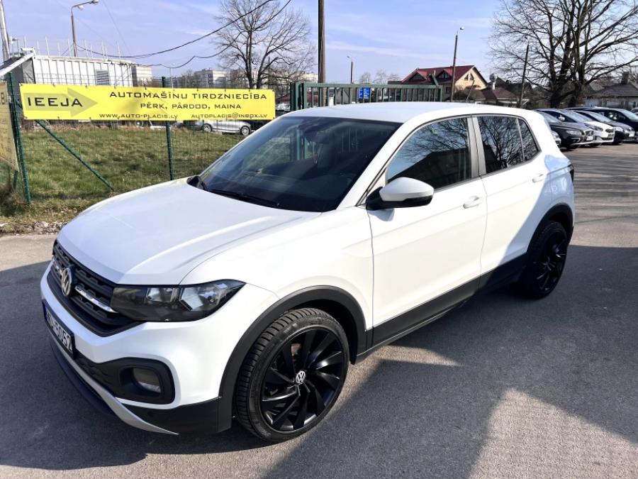 Balts Volkswagen T-Cross 2019 Rīga, ar dzinēja tilpumu 1.00 L un nobraukumu 244 tūkst. km par 13550 €, foto 1 vietnē AUTOMOTO.COM.LV