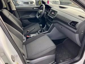 Белый Фольксваген T-Cross 2019 в Рига, объемом двигателя 1.00 л и пробегом 244 тыс. км за 9550 €, фото 11 на AUTOMOTO.COM.LV