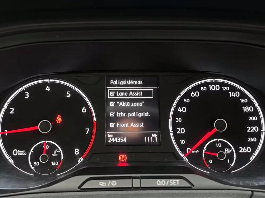 Белый Фольксваген T-Cross 2019 в Рига, объемом двигателя 1.00 л и пробегом 244 тыс. км за 9550 €, фото 24 на AUTOMOTO.COM.LV