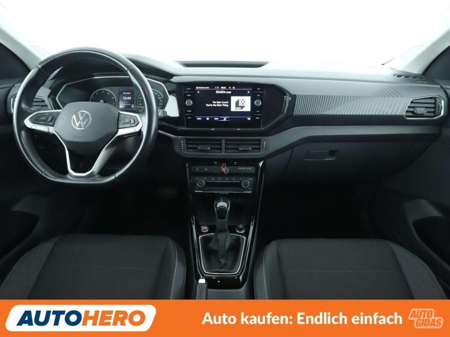 White Volkswagen T-Cross 2020 in Kaunas, with an engine capacity of 1.50 L and mileage of 40 thousand km for 25150 €, photo 12 on AUTOMOTO.COM.LV