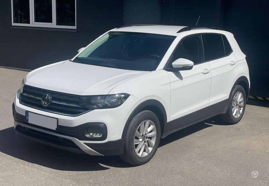 Белый Фольксваген T-Cross 2020 в Вевис, объемом двигателя 1.00 л и пробегом 93 тыс. км за 13850 €, фото 7 на AUTOMOTO.COM.LV