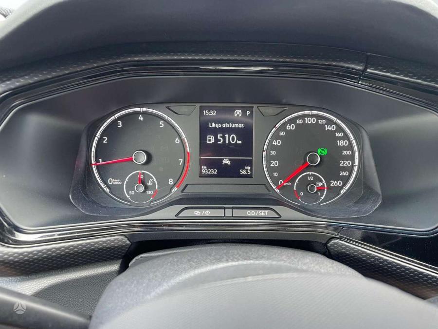 Белый Фольксваген T-Cross 2020 в Вевис, объемом двигателя 1.00 л и пробегом 93 тыс. км за 13850 €, фото 11 на AUTOMOTO.COM.LV